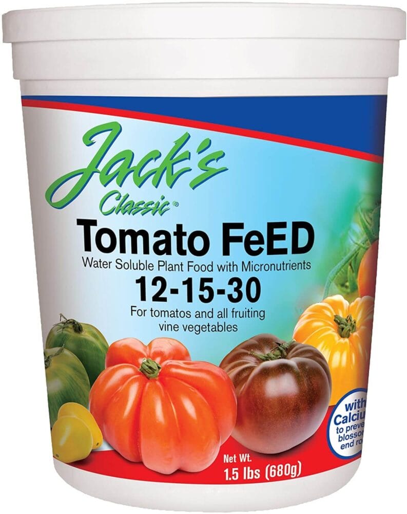 10 Best Tomato Fertilizers To Grow More Tomatoes - The Gardening Dad
